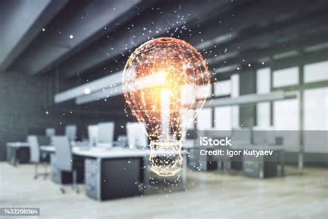 현대적인 가구가 비치 된 교실 배경 미래 기술 개념에 추상적 인 가상 전구 삽화 다중 노출 0명에 대한 스톡 사진 및 기타