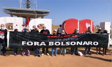 Protesto Contra Bolsonaro Em Brasília Pede Democracia Impeachment