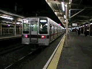 業平橋駅地平ホーム