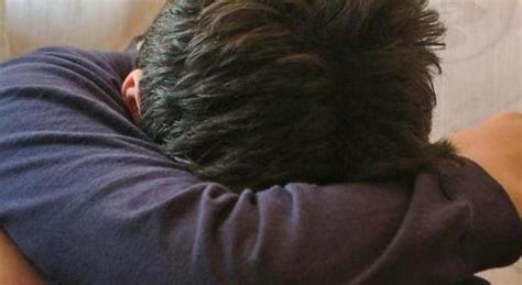 La Zia Fa Sesso Con Il Nipote Di 15 Anni La Mamma La Denuncia Per