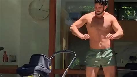 El Divertido Baile Que El Esposo De Ricky Martin Hizo Para Su Hija