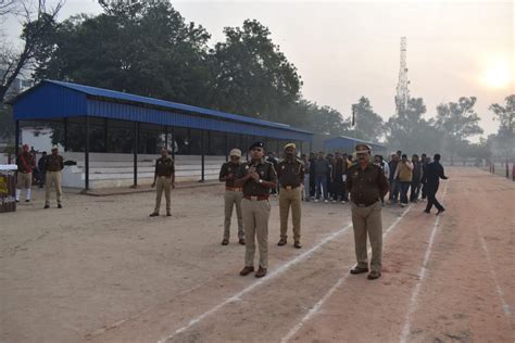 Jalaun Police On Twitter पुलिस अधीक्षक जालौन द्वारा शुक्रवार की परेड