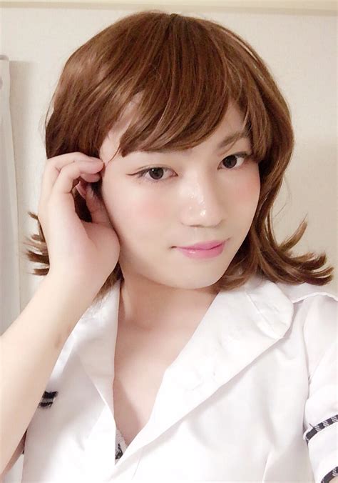 【18歳～20代女装娘エロ画像】 下着女装でブラとパンツを丸見えにする姿がエッチな男の娘 けいちゃん 18歳～20代 素人女装娘エロ