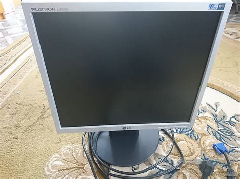 монитор Lg 17 Lg Flatron 17 инча Lcd Tft монитор Монитори Пловдив мониторът работи пе