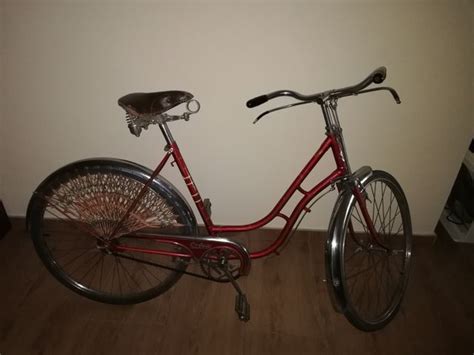 Bicicleta De Paseo Mujer Antigua De Segunda Mano Por 300 Eur En