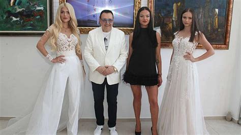 Elle № 1 в света на модата Elle Bg