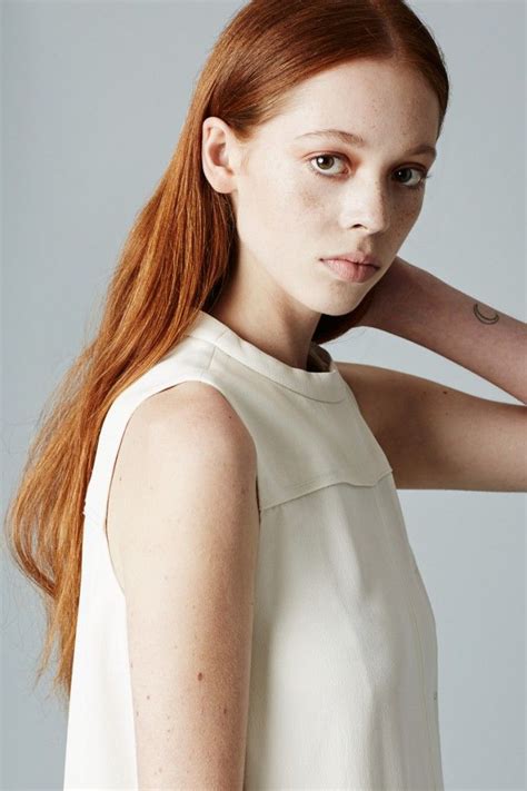 Grace Mcgrade Red Fashion Fashion Week Fashion