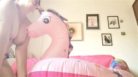 Flamingo Clips4sale