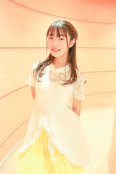 みーくん ⭐️ On Twitter なっちー💛 フォロワー5000人突破おめでとう㊗️ かわいいなっちー💛の写真あげるね🥰 なちちゃん