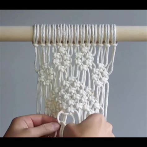 💙 Macramétutorial Tutorialmacrame Macrametutorial Macramekeychain Macramewallhanging