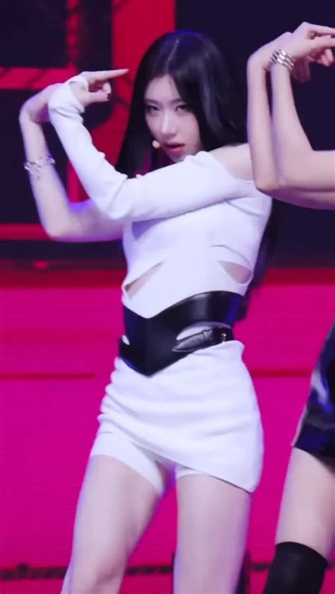 ITZY Chaeryeong KPOP NSFW ITZY Chaeryeong KPOP NSFW