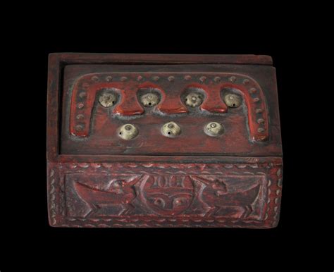 Paiwan Wooden Box Carved With Human Heads Michael Backman Ltd