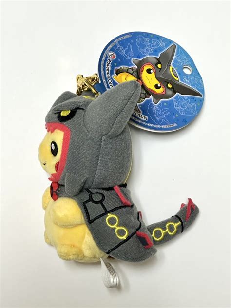 Yahooオークション マスコット 黒いレックウザポンチョを着たピカチ