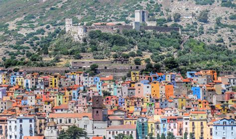 O Que Fazer Em Bosa Melhores Dicas Para 2025 Expedia Turismo