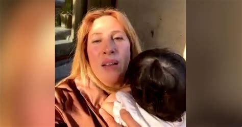 Մայրը և 8 ամսական երեխան՝ ճաղերից այն կողմ