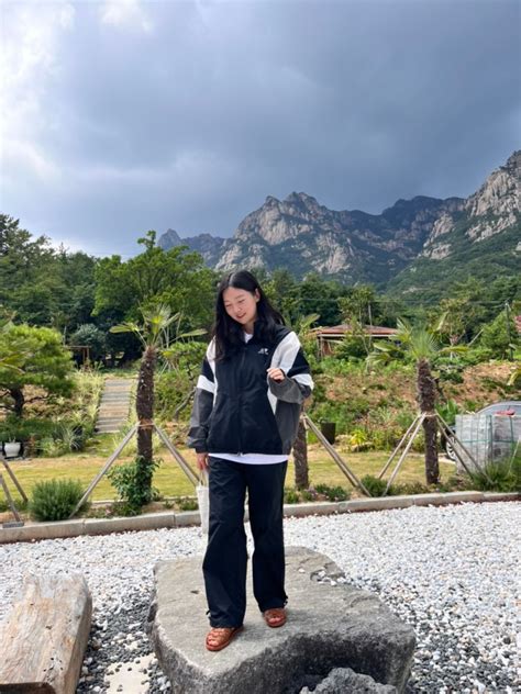 스트릿패션 뉴발란스 바람막이 여자 가을코디 네이버 블로그