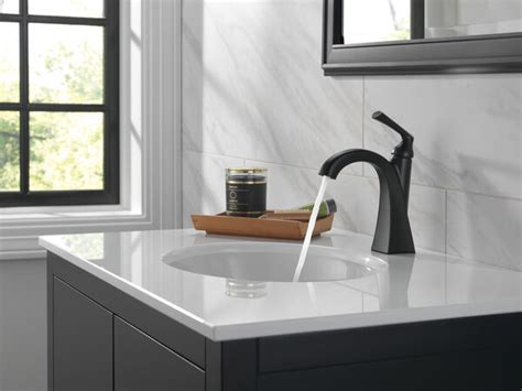 Centerset Bathroom Faucet 1l Recertified In Matte Black 15899lf Bl R