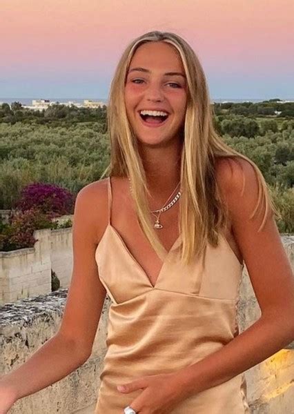 Mia Regan Fan Casting