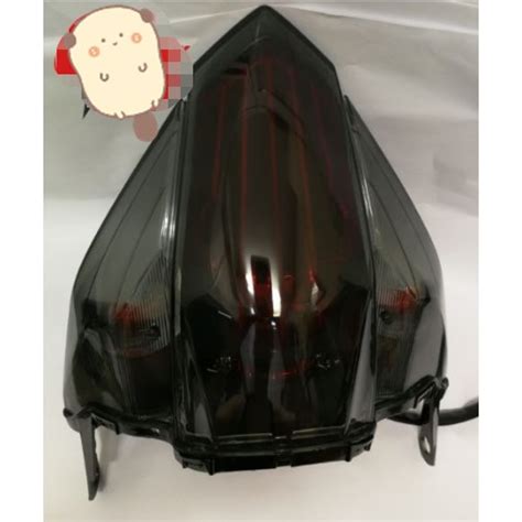 Plug N PlayYamaha Lc V Modify Convert To V LC New V V Tail Lamp Shopee Malaysia