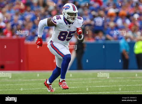 Buffalo Bills Tight End Quintin Morris 85 In Action During An Nfl Pre