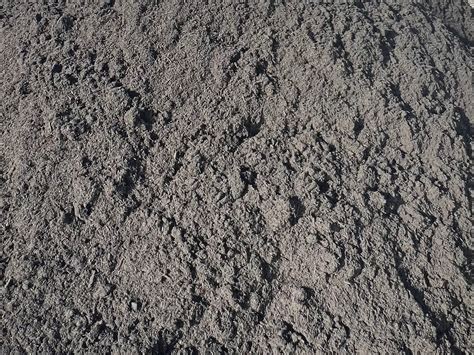 Dyed Black Mulch Premium Bark Ohio Green Works LLC Professional Landscape Services Supply