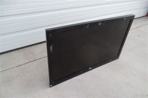 LG 42CS560 42" LCD TV 1080p Full HD HDMI Component RCA USB Coax Triple ...