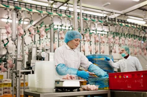 FOR And AGAINST Raising Minimum Wage Re Baltica