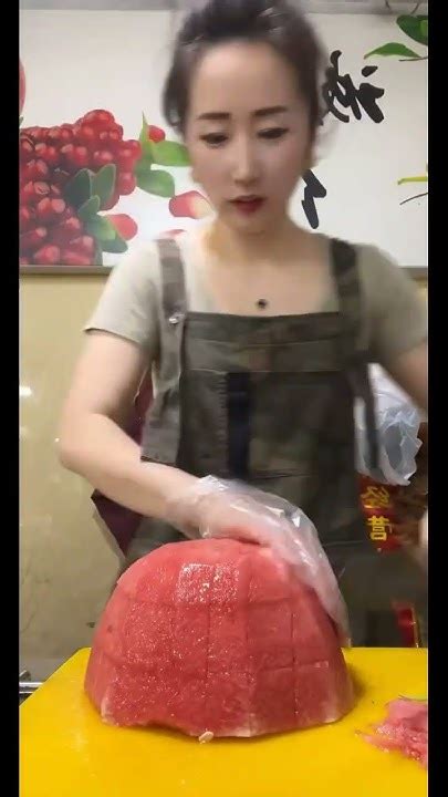 😋 তরমুজ কাটার নতুন কৌশল New Technique Of Cutting Watermelon 😋 Shorts