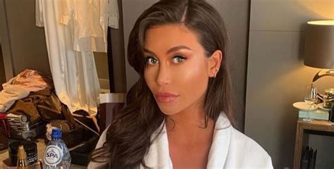 Bekijk Hier De Nieuwe Coverfoto Van De Playboy Met Jaimie Vaes