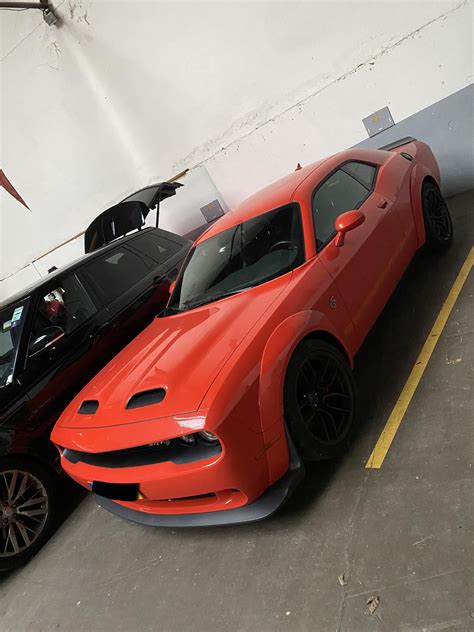 [dodge Hellcat Srt] In Europe First One Ive Seen In The Flesh Absolutely Beautiful R Spotted
