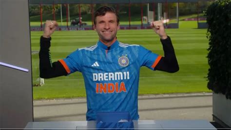 IND Vs NZ Semi Final German Football Great Thomas Muller Embraces Team India Ahead Of
