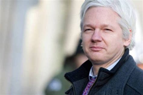Julian Assange Um Ciberguerreiro Com Um Futuro Incerto Exame