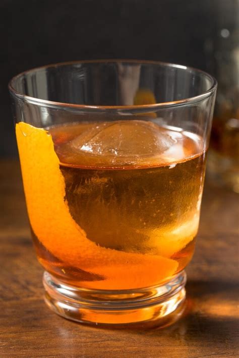 13 Classic New Orleans Cocktails And Drinks Insanely Good