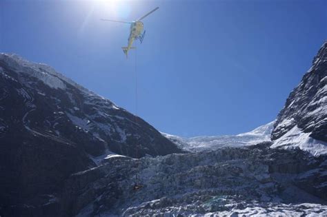 In Pictures Retrieval Operation Of The Bodies Of Russian Climbers From