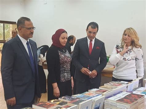 Asu آداب عين شمس تقيم معرضًا للكتب بالتعاون مع مكتبة الأنجلو المصرية