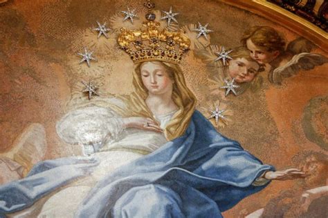 St Peter S Basilica Opens Exhibit On Marian Coronations
