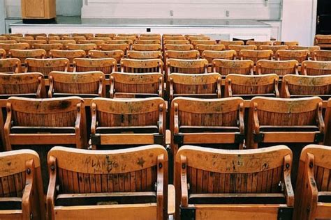 Viral Professor Waits For Students In Wrong Classroom Hilarious