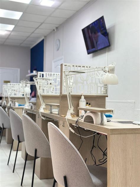 Yes Nail салон красоты на метро Бауманская Нежный и элегантный оттенок с легким сиреневым