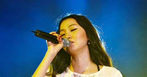 장윤주 모델서 가수 변신공연계 러브콜 이어져