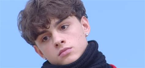 Amici 24 Luk3 Scoppia A Piangere E Si Scusa Con Alessia Il Cattivo Sono Sempre Stato Io