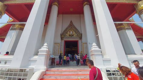 รูป วิหารพระมงคลบพิตร