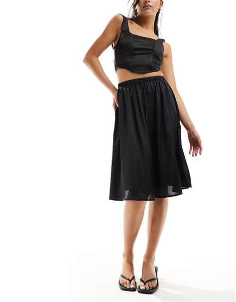 Asos Design Jupe Mi Longue En Satin Noir Asos