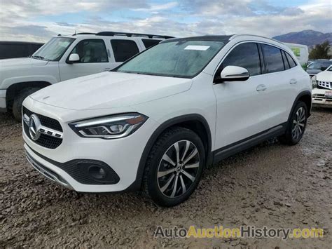 W1n4n4hb8nj368985 2022 Mercedes Benz Gla Class 250 4matic View