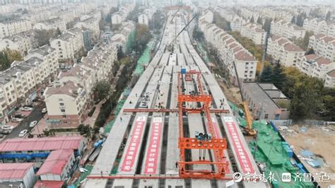 提前30天！辽阳路快速路主线桥完成全部箱梁架设青岛市施工项目