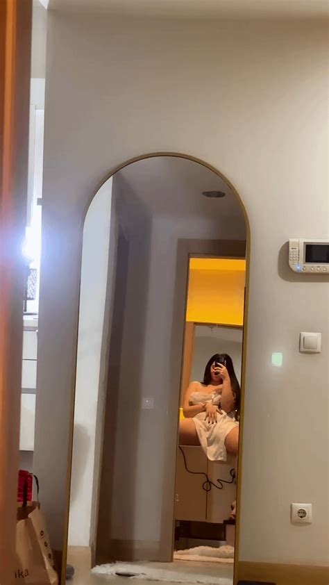 Busty Gamzee On Tango R Tangocaps