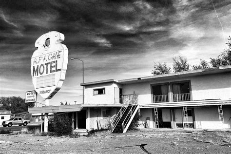 How To Create An Ec2 Instance And Install Apache From The Aws Cli By Daniel Rothamel Medium