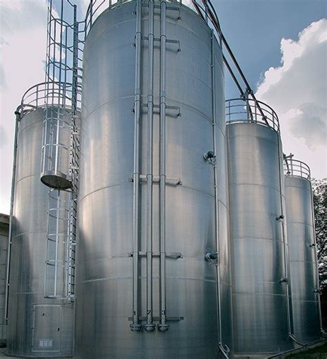 Plastik Enjeksiyon Ve Şişirme Makineleri Favori Grup