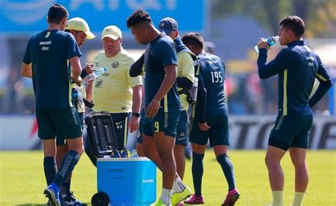 Los Dos Jugadores Del América Que Se Entrenaron Diferenciado De Cara A