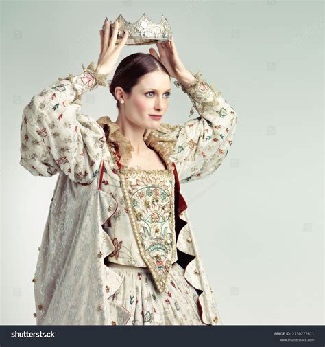 Elizabethan Era Clothing Royalty