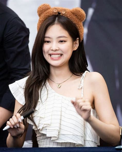 Pin Oleh Jeje Who Di Jennie Kim Orang Cantik Gadis Gadis Cantik